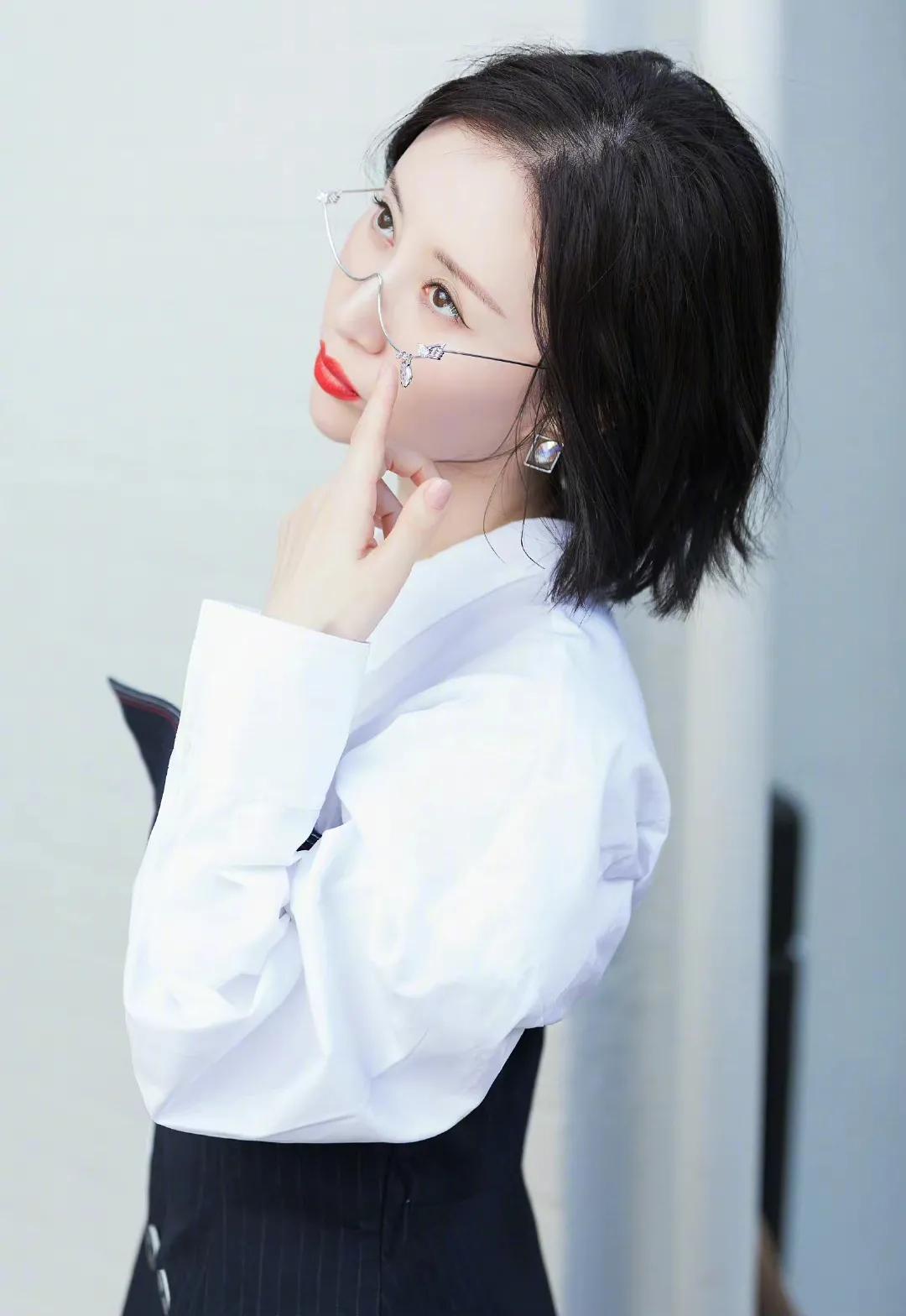 Beautiful actress Shu Chang - iNEWS