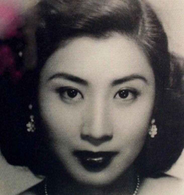 In 1973, when Premier Zhou was ill, he ordered to Ambassador Huang Hua ...