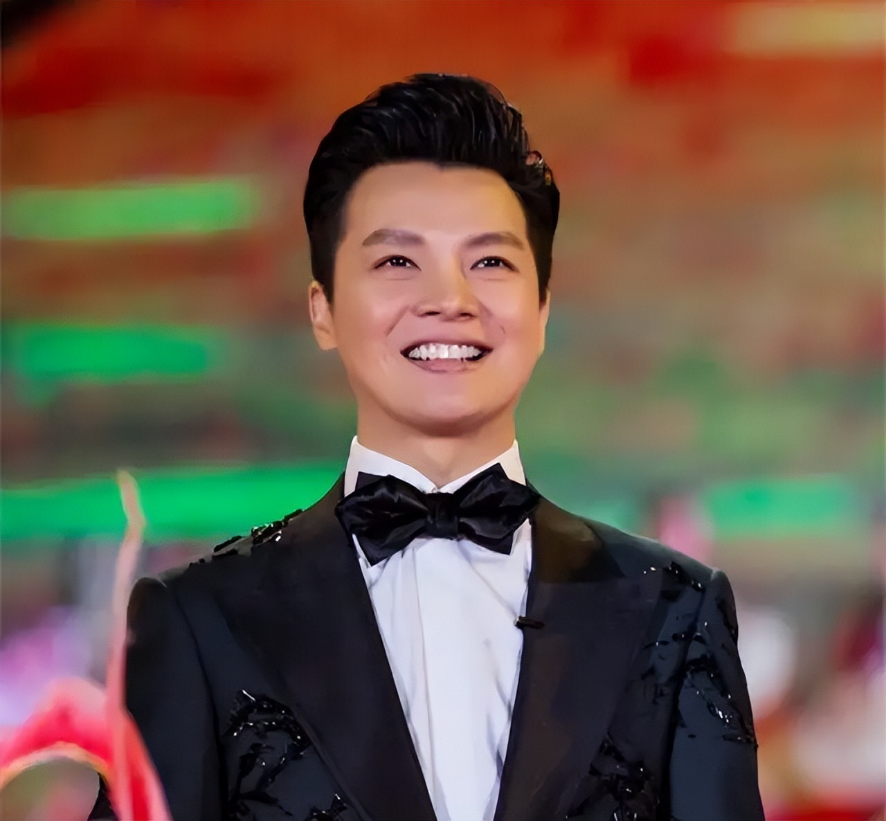 CCTV anchor Ren Luyu: He is a talented man and a filial son. Marrying a ...