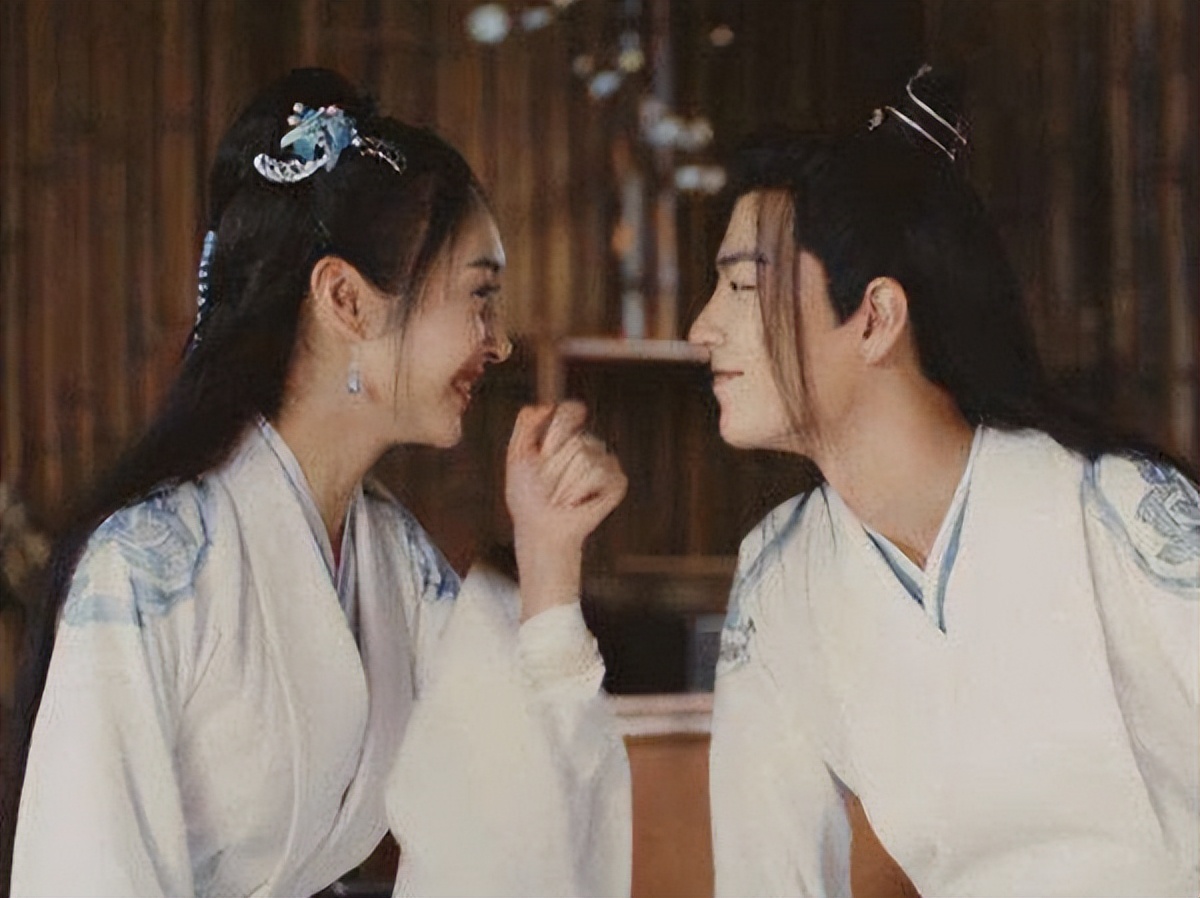 Yang Zi is not difficult to recognize, but I don't see Jiang Yanli in ...