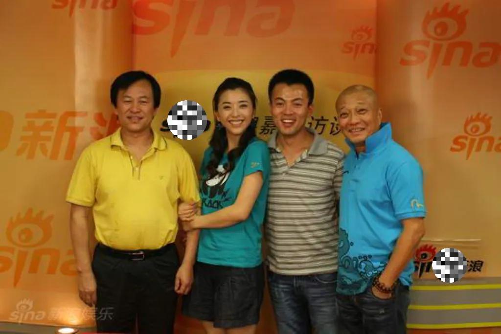 It turns out that "Tang Xiaolong" is the biggest winner. His wife is beautiful and his father is ...