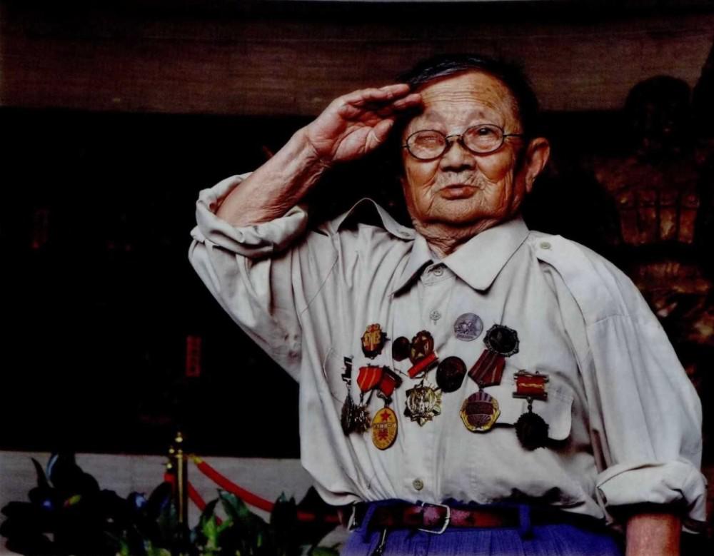 The 1.2-meter "giant" Li Anfu secretly assassinated 7 Japanese military ...