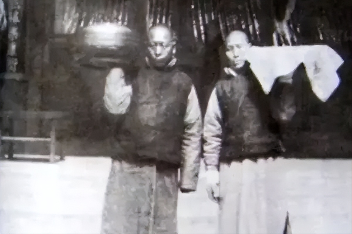 Real photos of eunuchs in the Qing Dynasty, they all look quite old ...