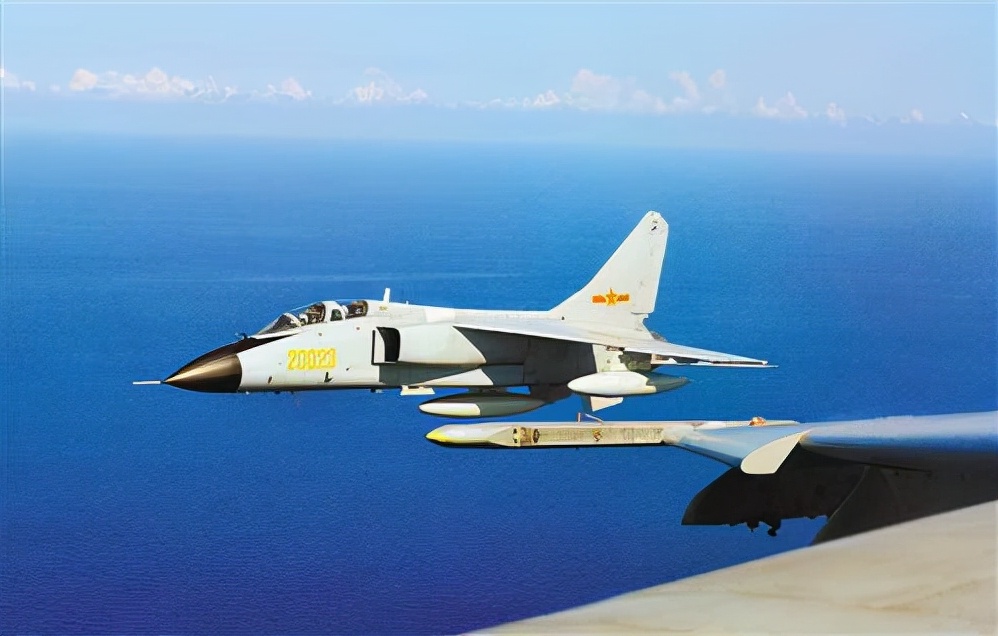 In 1988, the Flying Leopard fighter encountered a major failure during ...