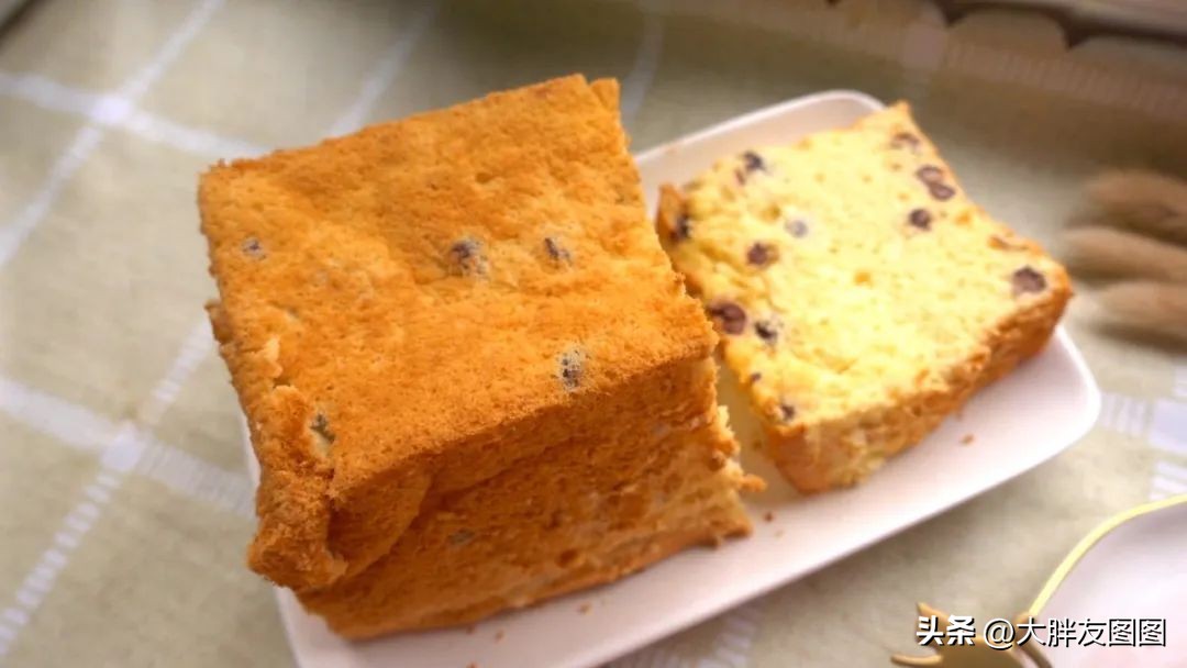 Soft and moist honey bean cake, too soft to be overwhelmed, the method ...
