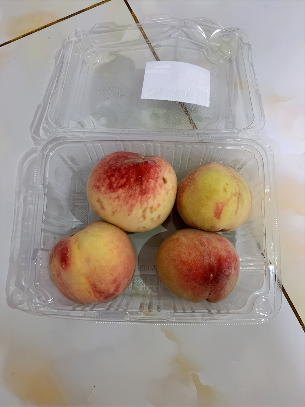 Peach tastes so good!Sweet mouth really love! - iNEWS
