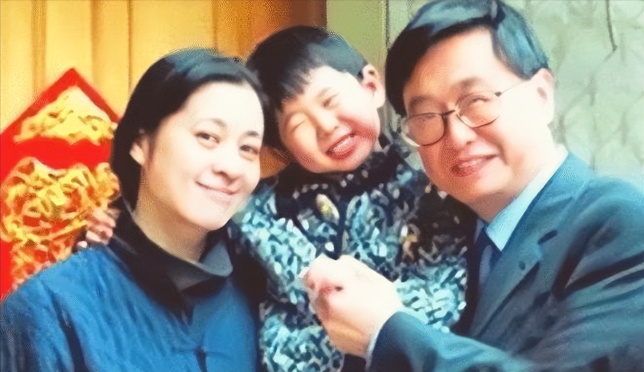 He is the biological father of Ni Ping's son, worth over 100 million ...