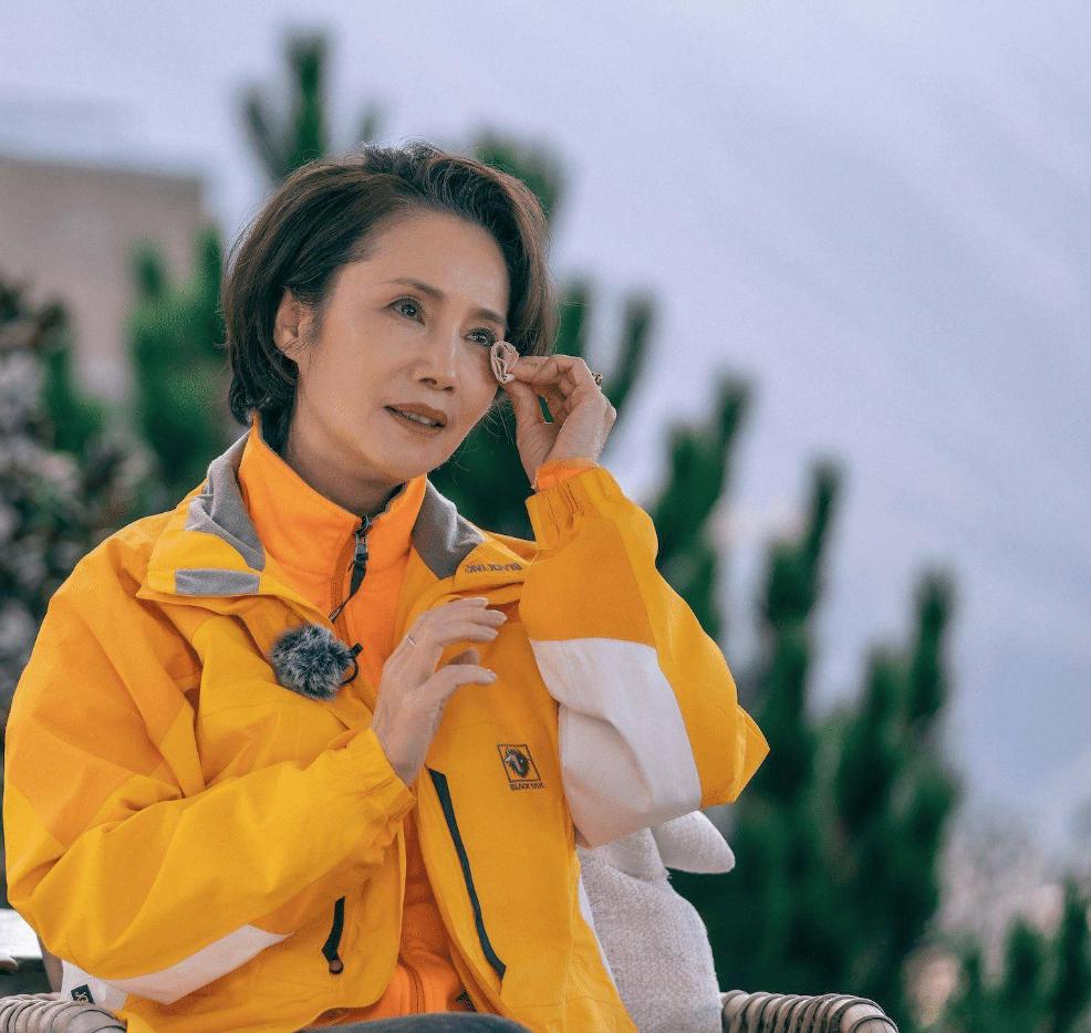 Host Xu Li: Taking her son to remarry is loving and happy, and her son ...