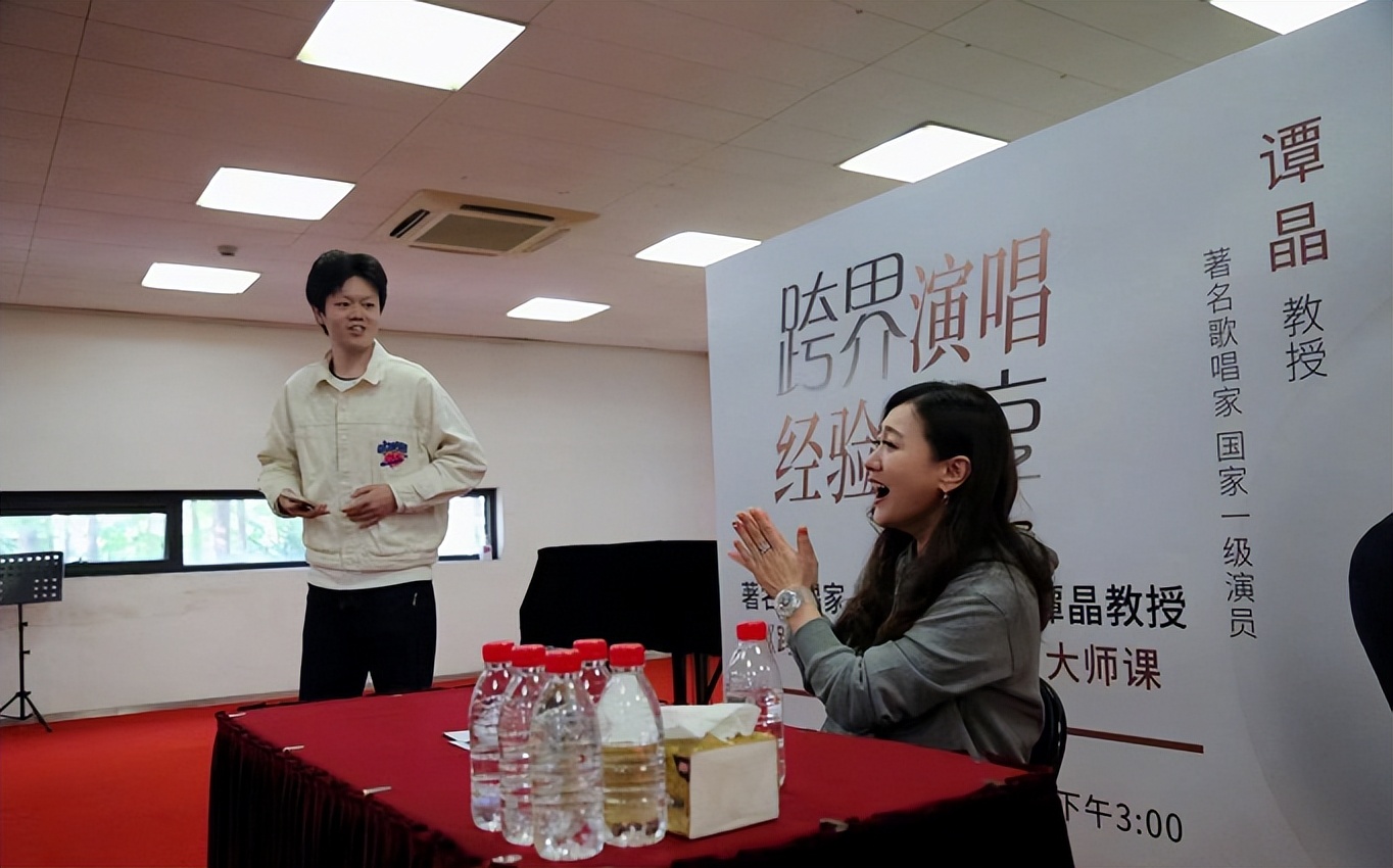 Tan Jing: Cultivate the next generation, give "master class" to Tongji ...