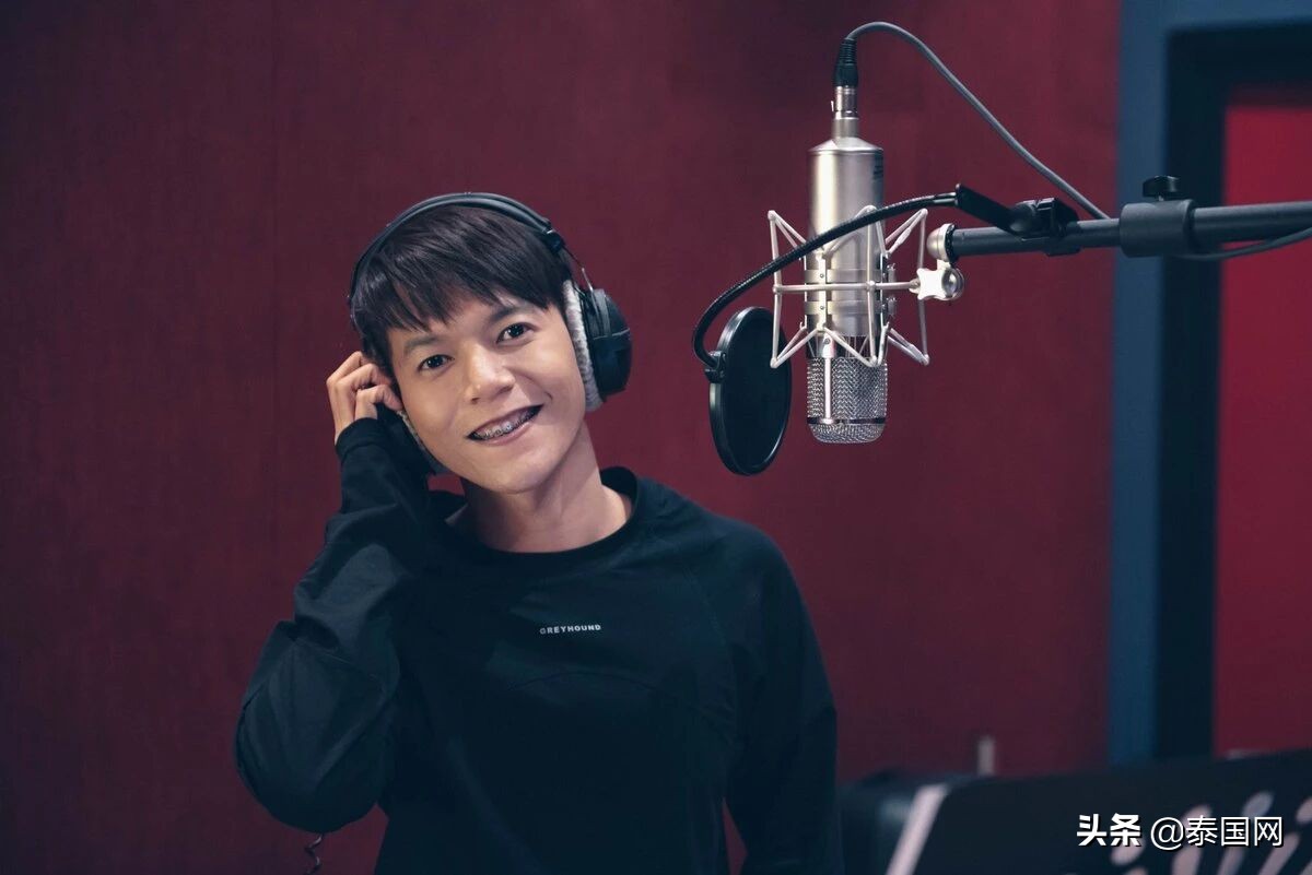 Well-known Thai singer Boy Sompob suffers from stage 3 colorectal ...