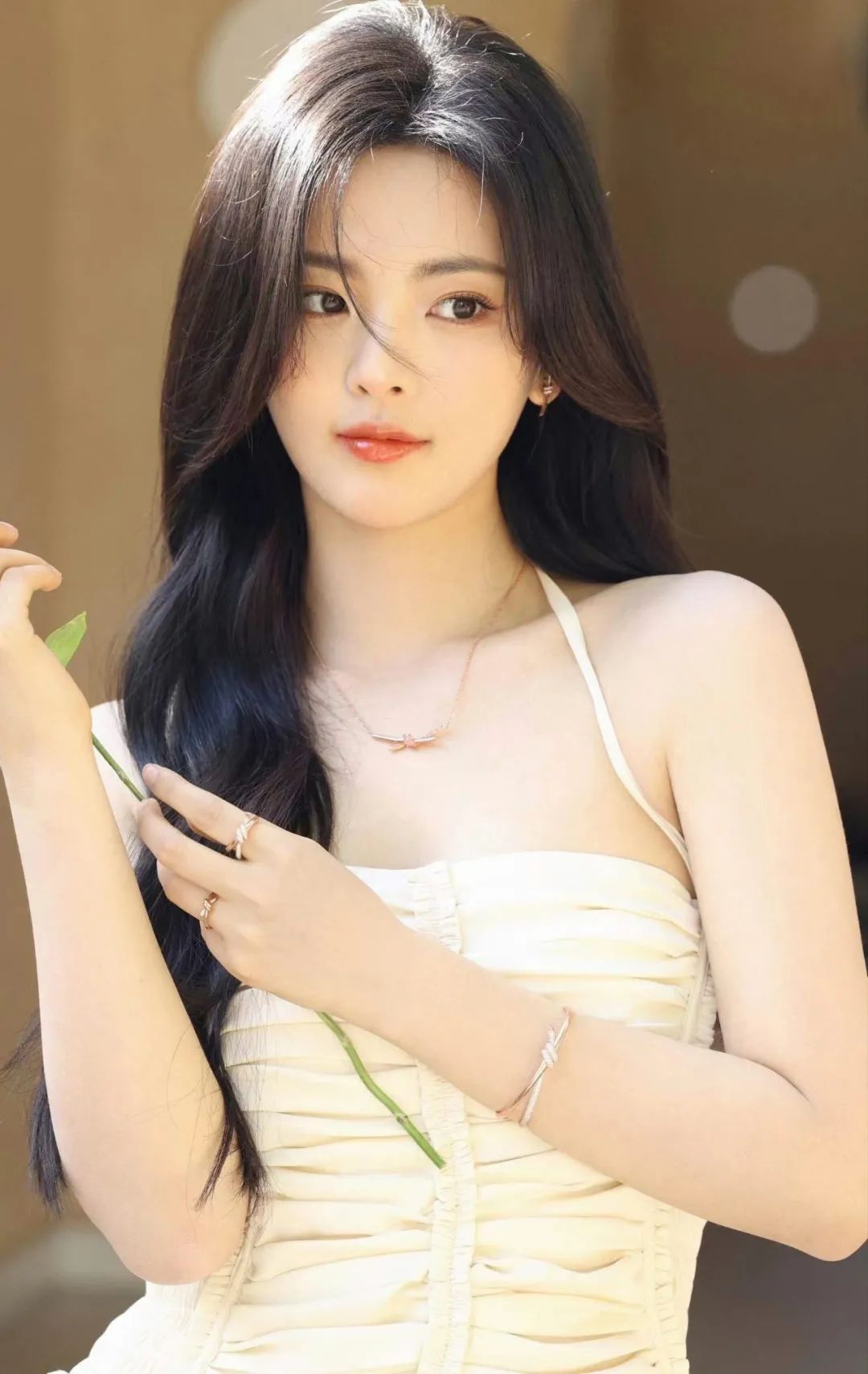 Yu Shuxin Wu Jianhao, Huang Xuxi, Yang Zi, Yang Chaoyue, Yu Zheng - iNEWS