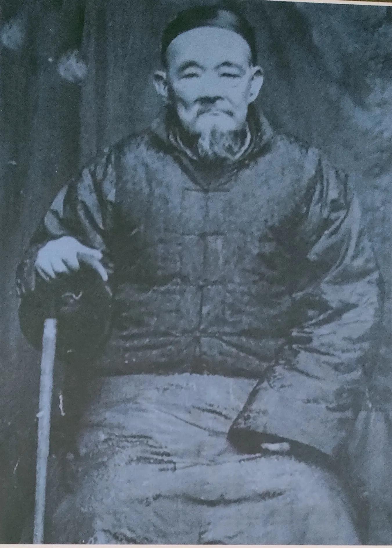 "King of Yunnan" Long Yun's teachers: Li Xiaopei, Xiao Ruilin, Ma ...