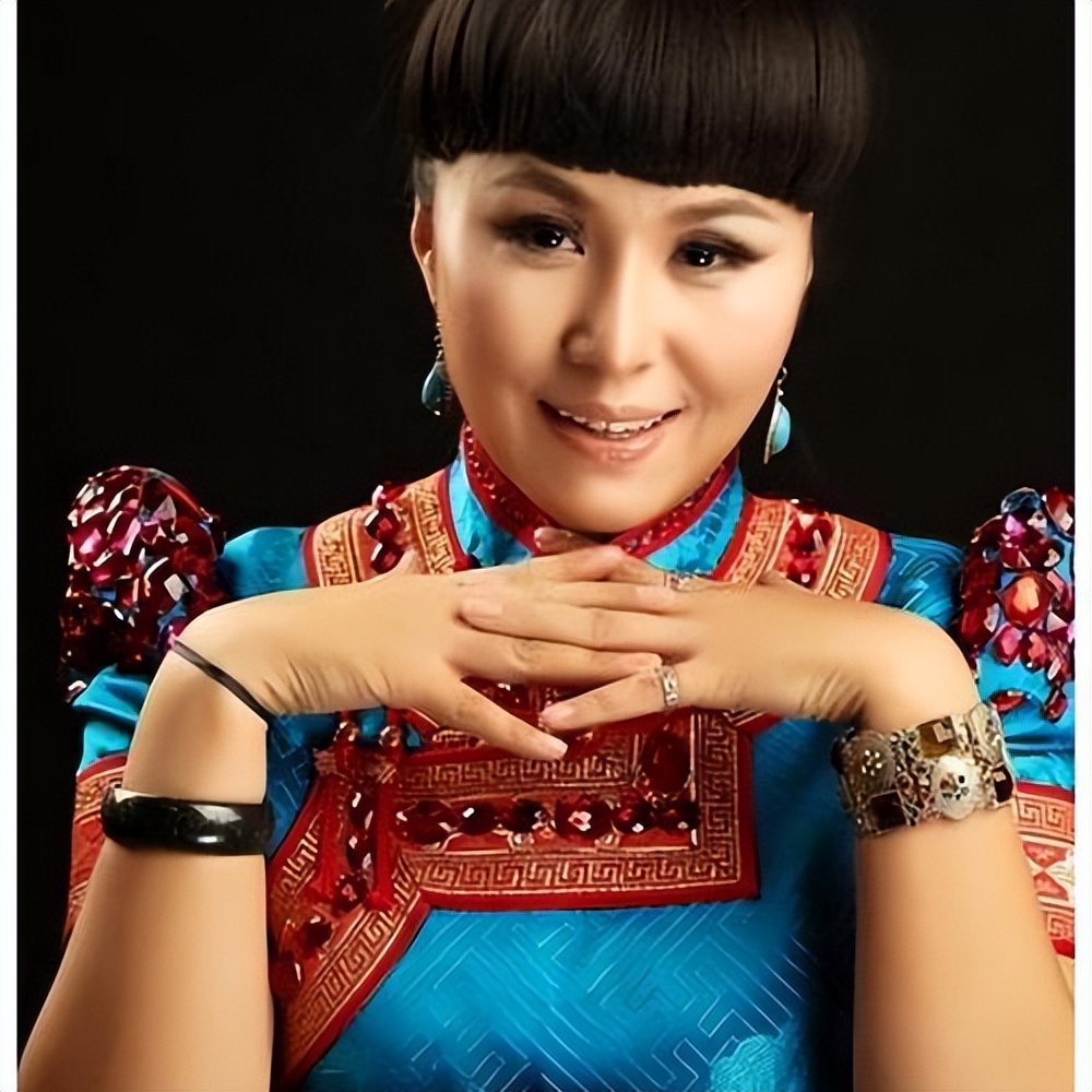 Ulan Tuya: The first to sing "Horse Pole", but Ulan Tuya "sit back and ...