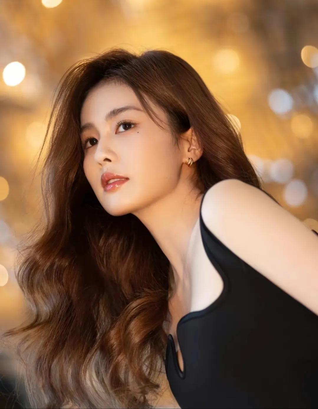 Does star education really matter? White Deer academic qualifications are hotly debated! - iMedia