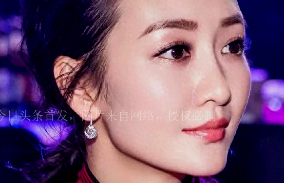 The genetic inheritance is too strong, the female star's beautiful ...