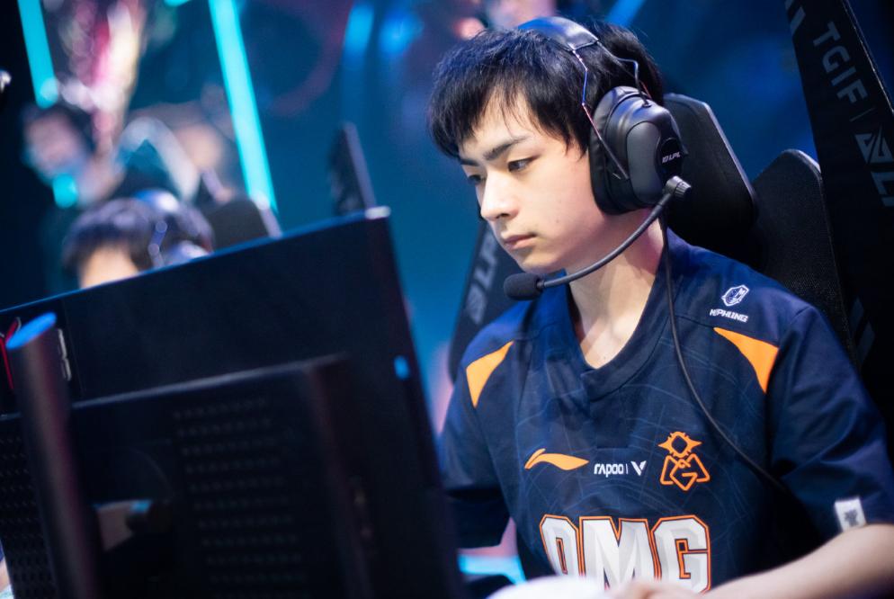 Focus battle! UZI vs UZI's successor Able, netizen: dream back to S8! - iMedia