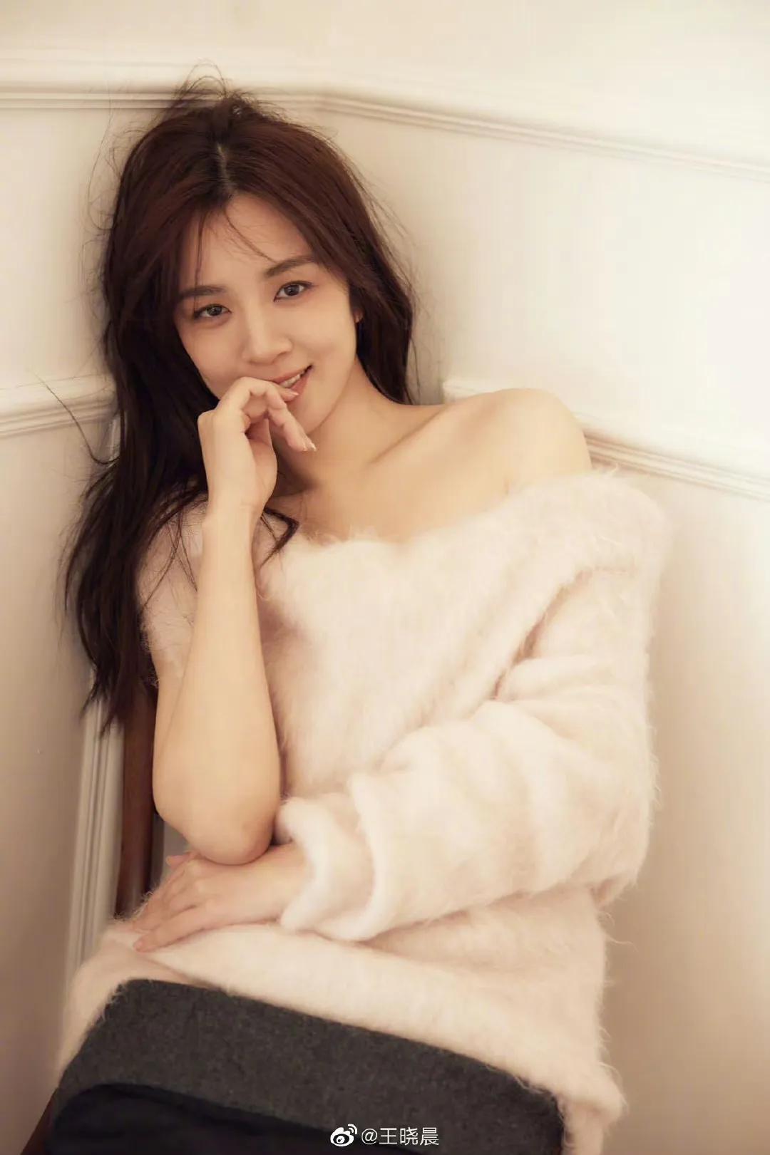 Wang Xiaochen Zhong Chuxi Song Jia - iNEWS