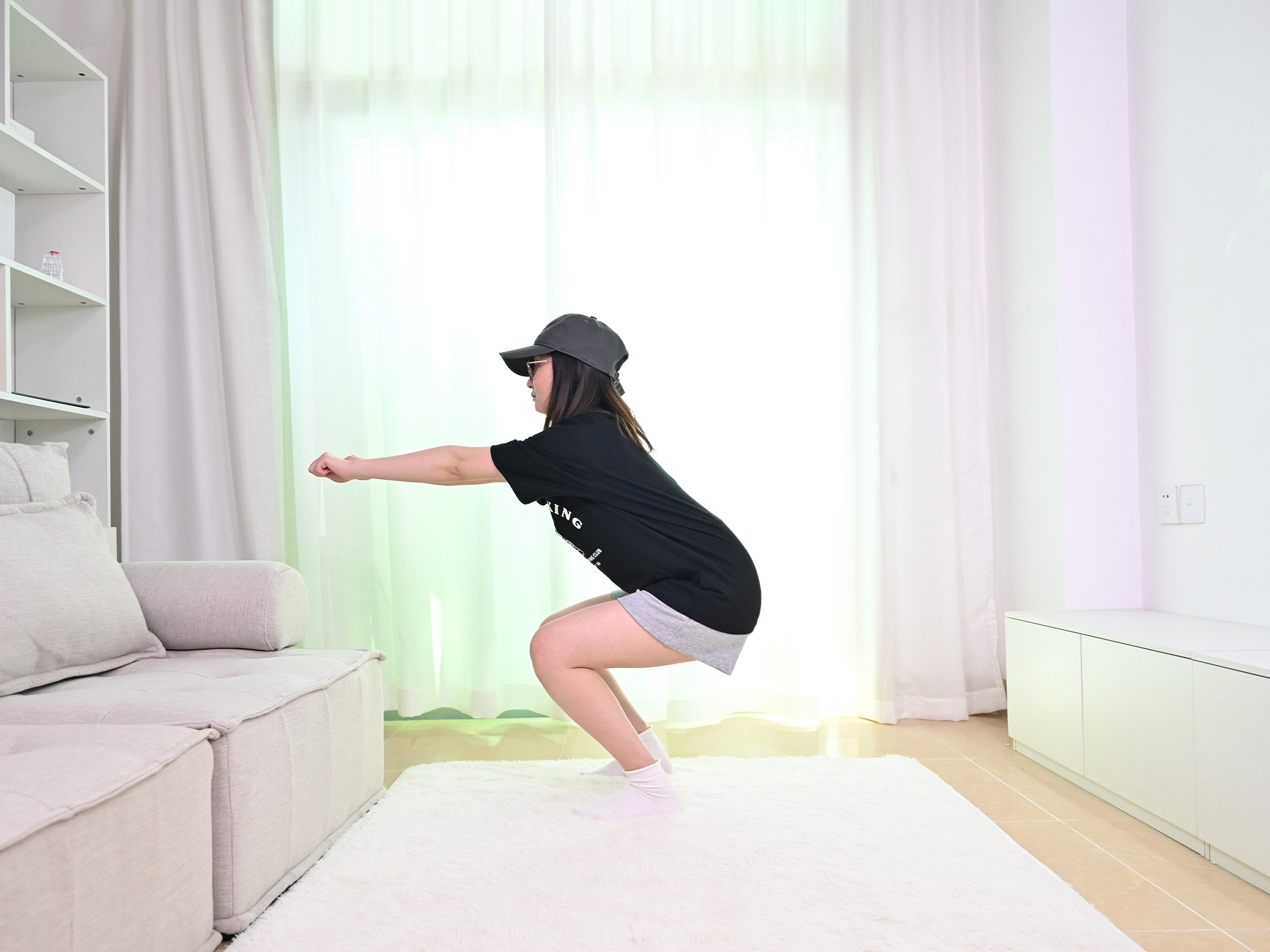 Body weight training vs equipment training (Xiao Mo rowing machine ...