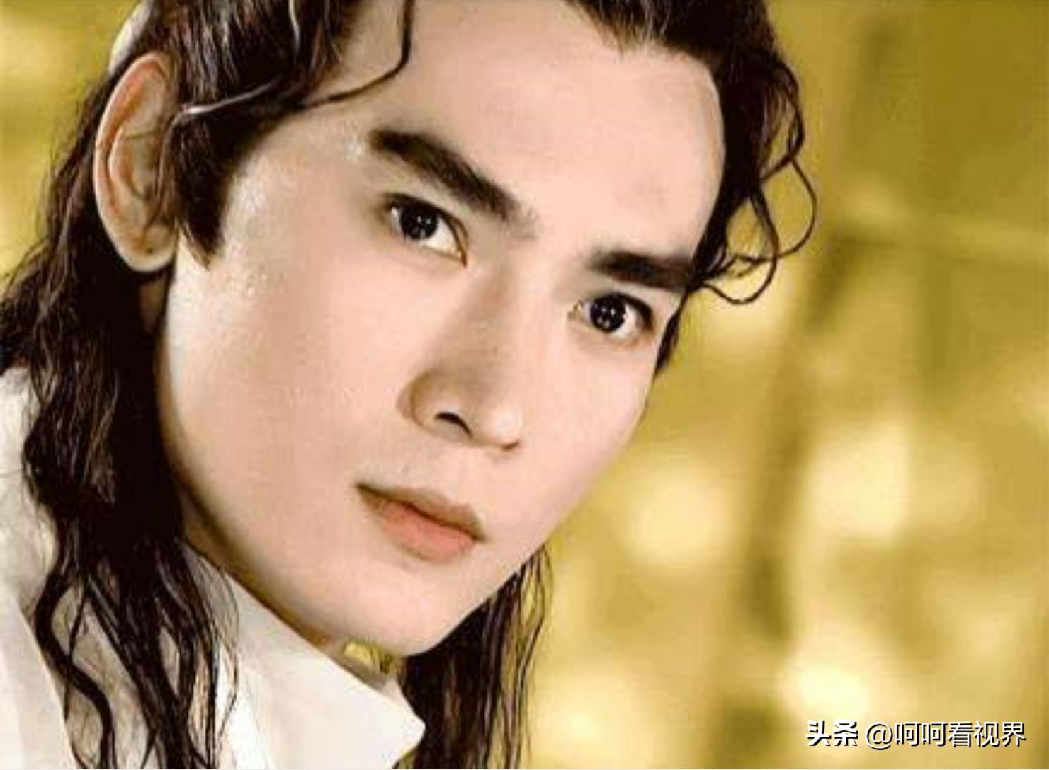 Remember Li Xunhuan from "Little Li Flying Knife"? Now 55 years old, Jiao Enjun is still ...