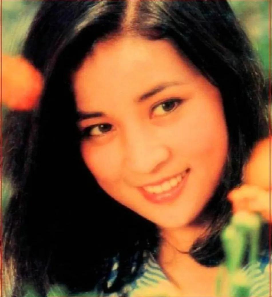 The beauty who let Jackie Chan fall in love, actress Lin Fengjiao - iMedia
