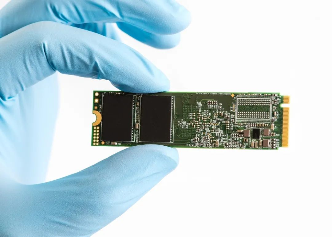 The strongest introductory science on semiconductor storage - iNEWS