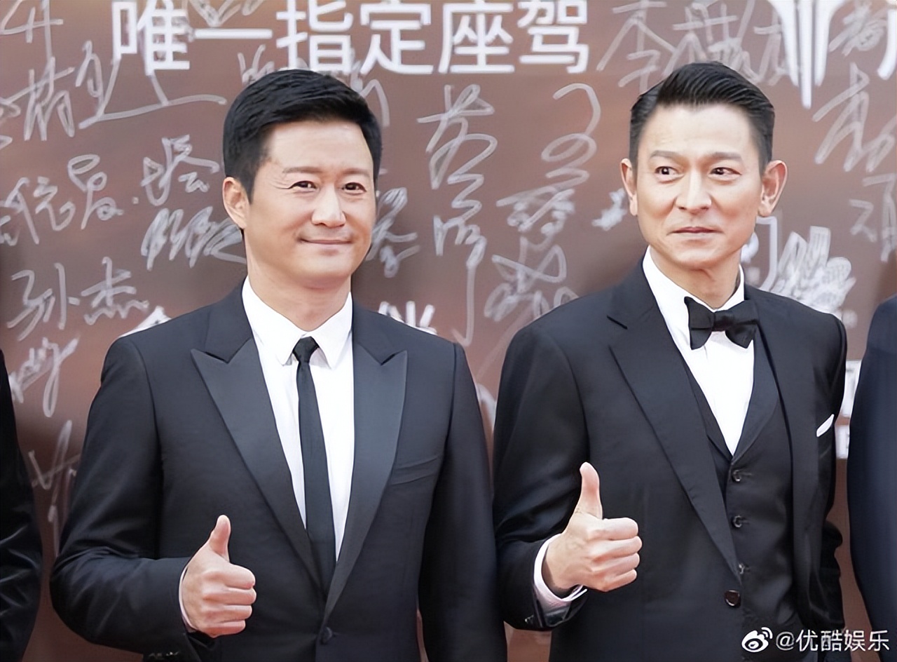 Huabiao Awards scene: Zhang Yi was asked "Where is Brother Song Wen ...