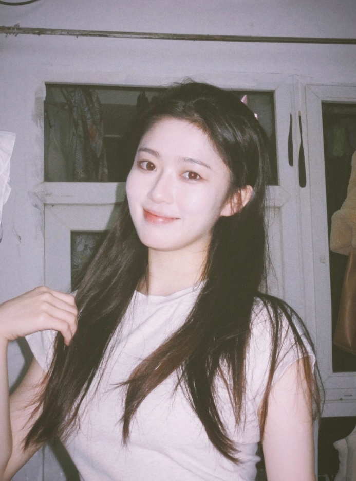 Su Qi, the goddess of beauty - iNEWS