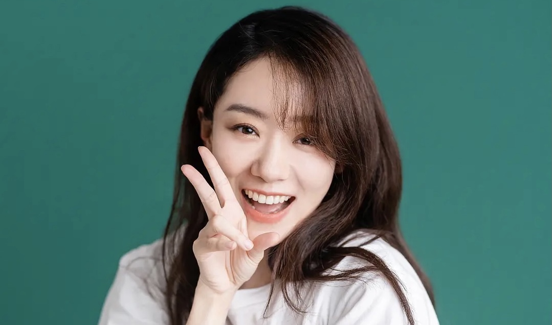 After "Hello, Li Huanying", Jia Ling and Zhang Xiaofei will play "The Blossom of Remembrance ...