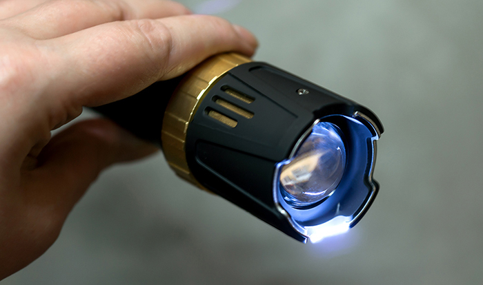 Can self-defense electric shock rods stun people? - iNEWS