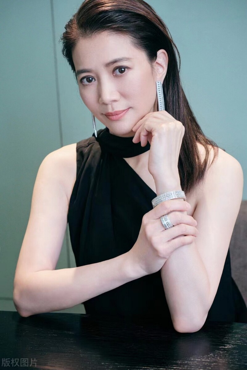 Anita Yuen lives so delicately - iNEWS