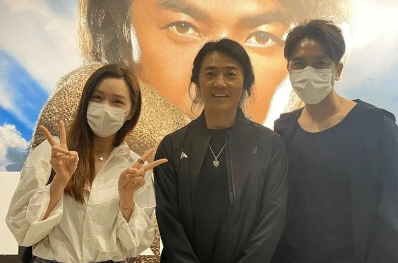 Shu Qi attends Feng Delun's concert and details the past of the two ...