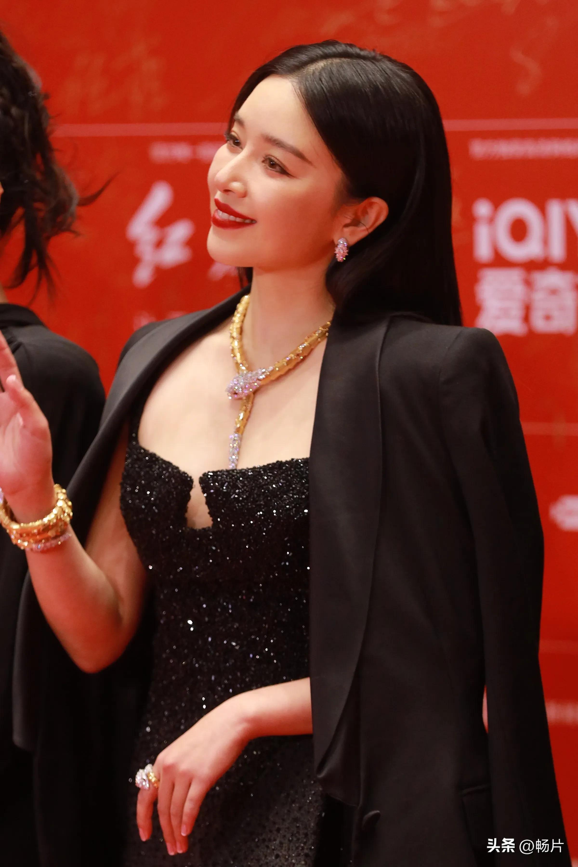 Stars shine at Beijing Film Festival - iNEWS