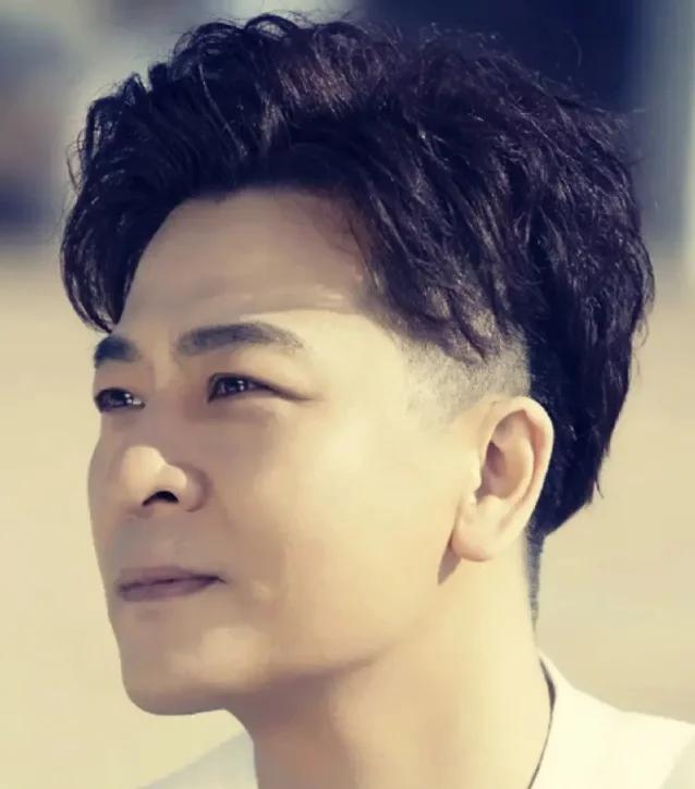 It turns out! The 45-year-old Yu Yi who has "disappeared" for a long ...