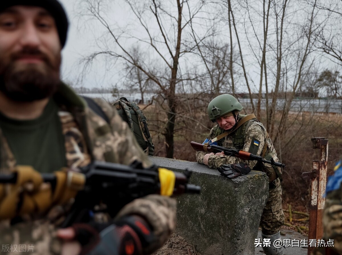 The Russian army made the enemy's death rate in Mariupol exceed 57% ...