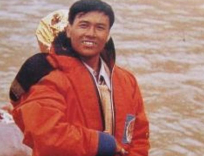 The first person to "raft the Yangtze River": after 33 days of drifting ...