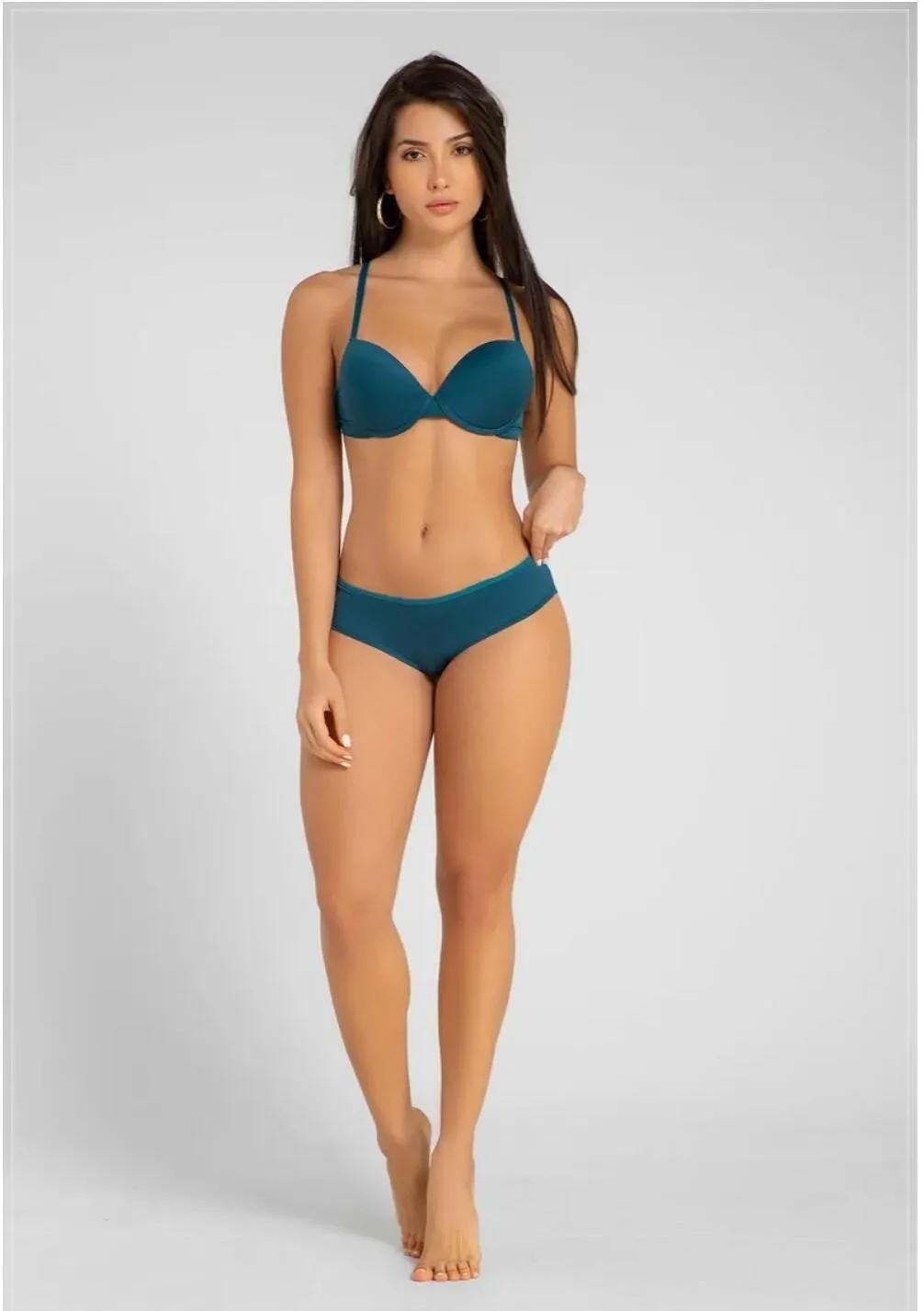 Model Sofia Gutierrez (Sofia Guterres) photo shoot in fashion underwear - iNEWS