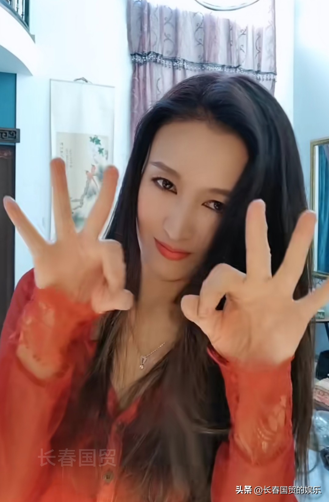 [Water Margin] Hu Sanniang's recent photos were exposed, she still ...