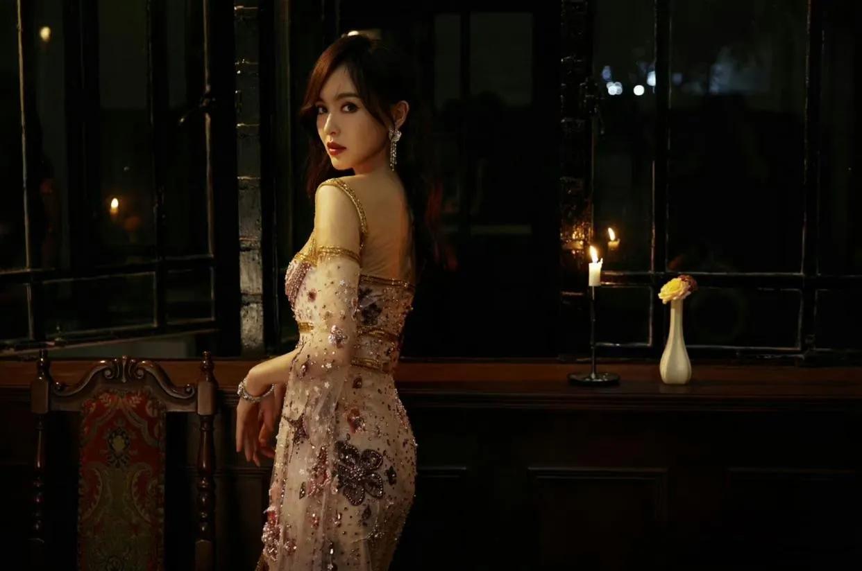 Sexy beauty Tang Yan, strong femininity - iMedia