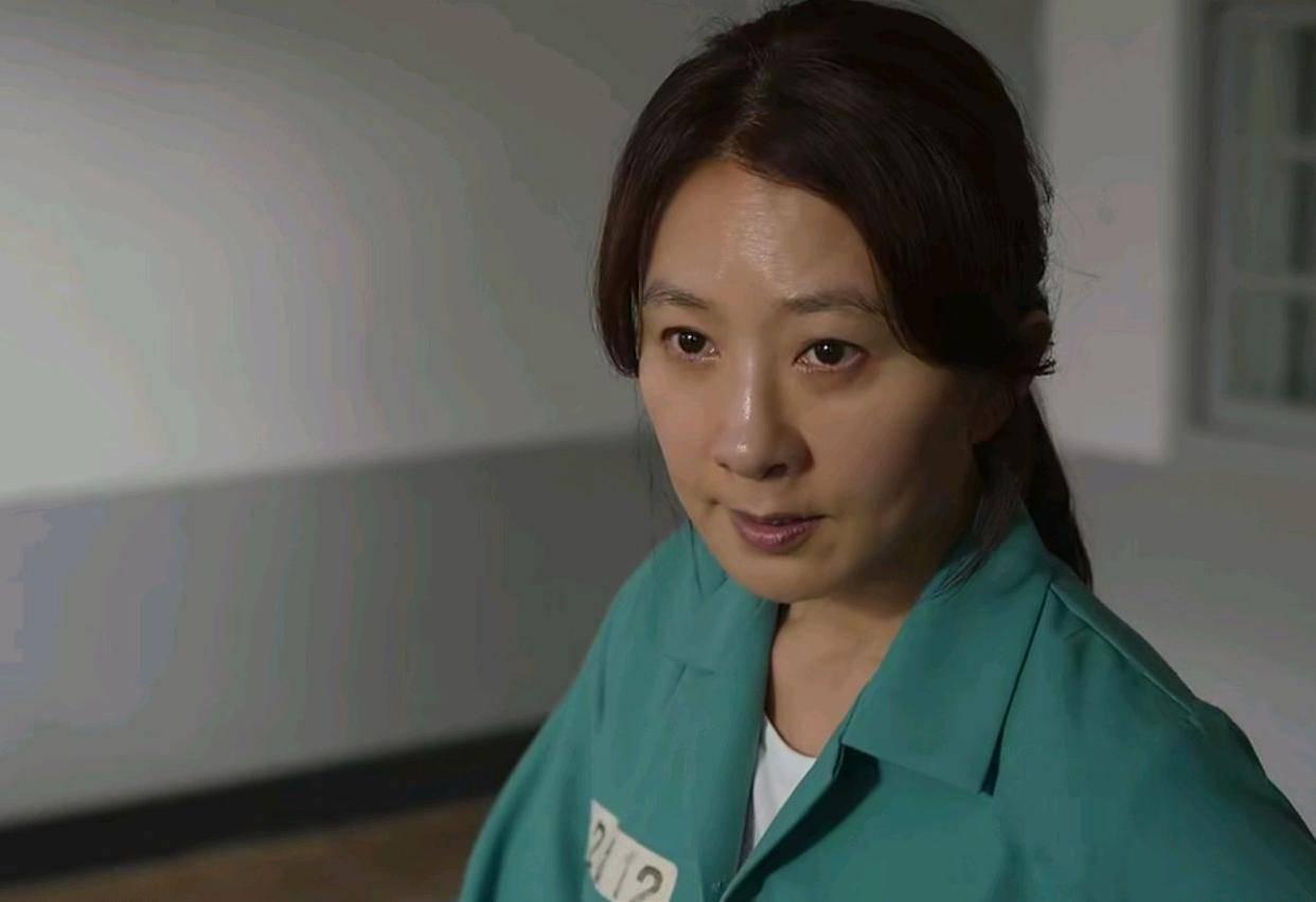 Kim Ai Ai Wen Suli's combined output, taking over "Dark Glory ...