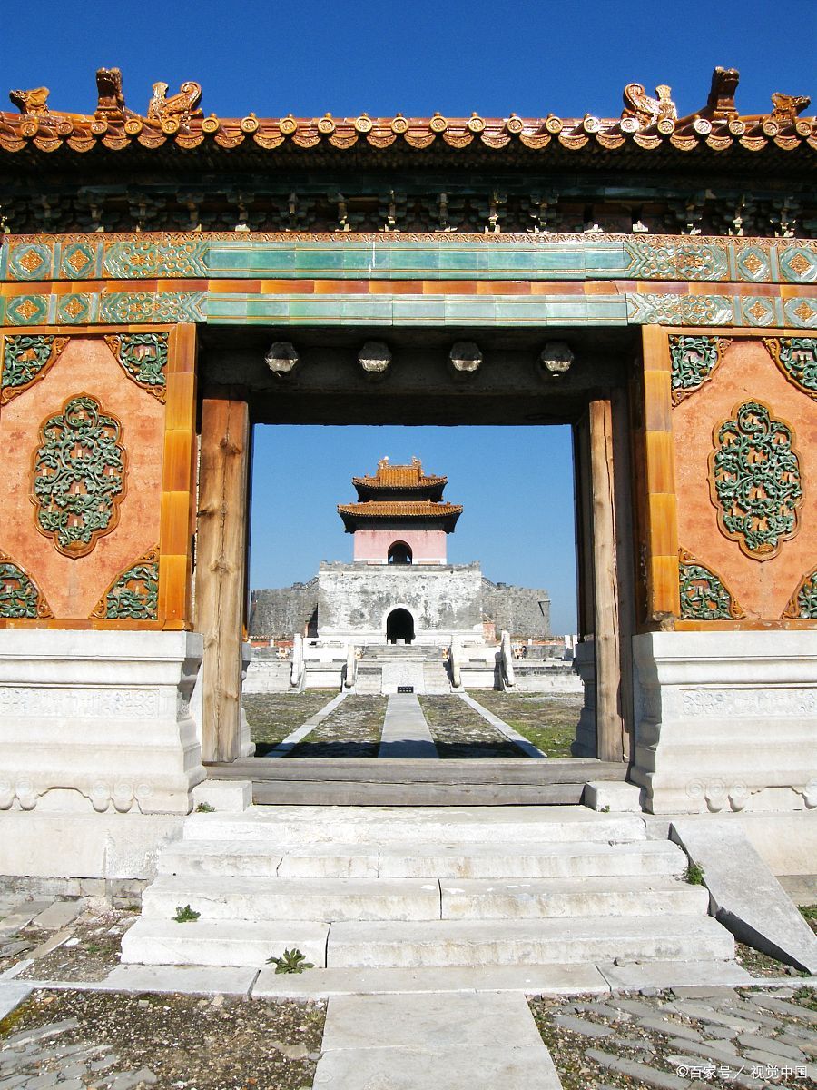 She is the queen of the harem, and she often makes suggestions to the ...