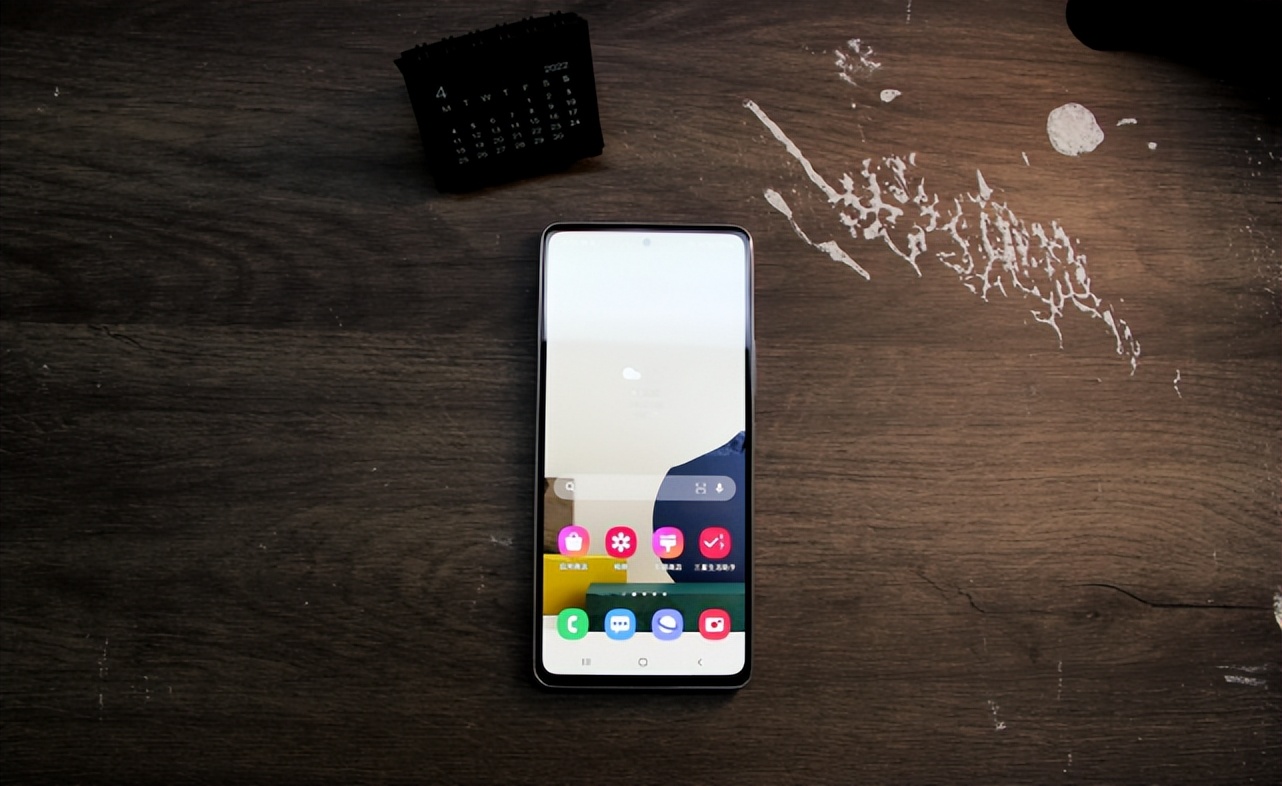 Samsung also has cost-effective mobile phones, self-developed chips ...