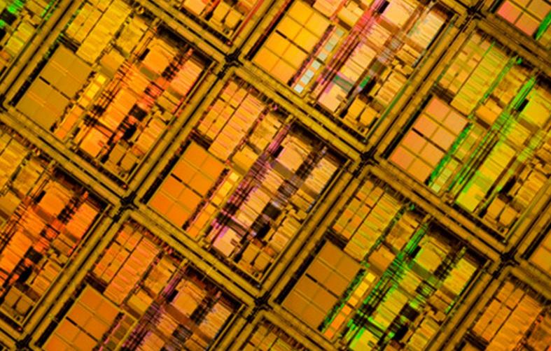 A 24-year-old Chinese scientist broke through atomically thin ...