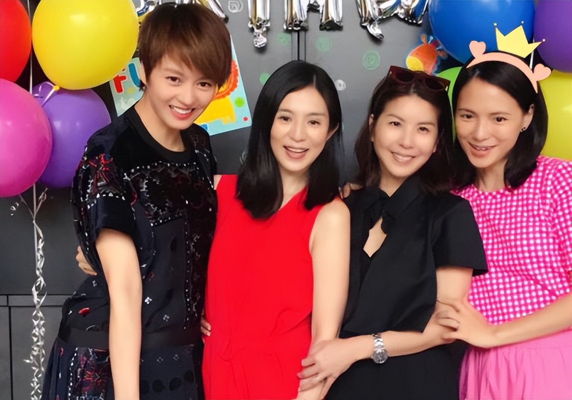 The super goddess bid farewell to the showbiz at the age of 48, and her ...