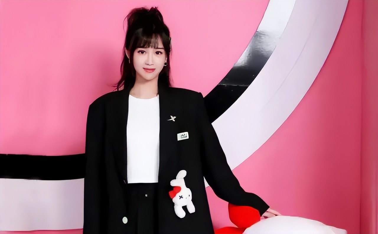 The marriage of 30 billion giants, the boss of the seven wolves made a ...