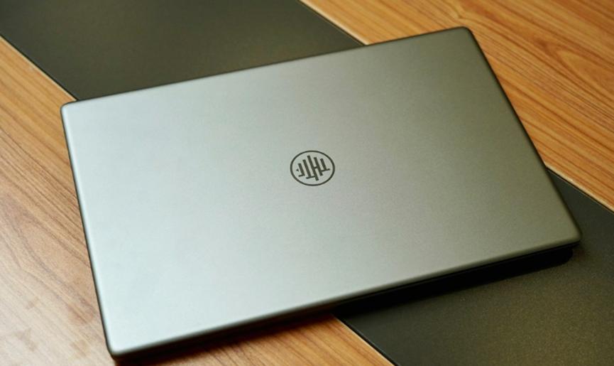 In childhood memories, Tsinghua Tongfang actually had less than 3,000 ...