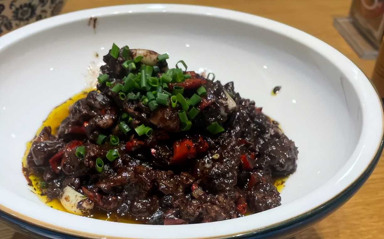 Delicious Hunan cuisine is one of the traditional Chinese cuisines - iMedia