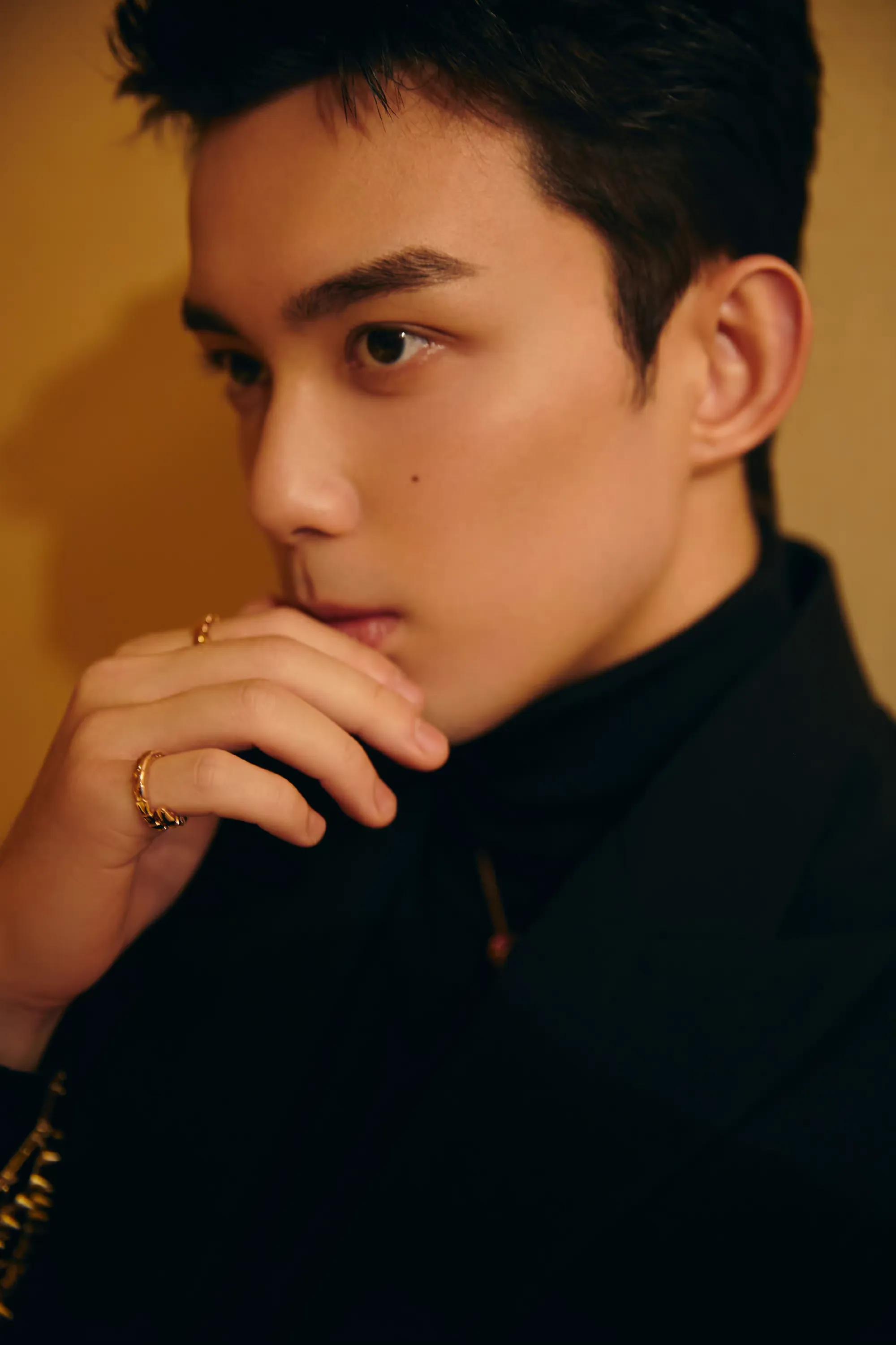 Wu Lei's debut at the National Drama Ceremony - iNEWS