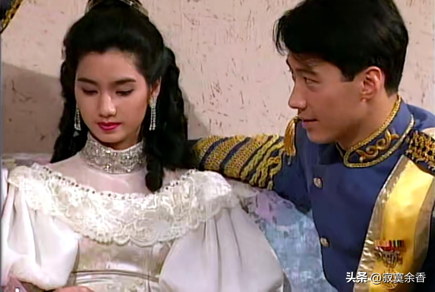 In 1993, the stars of "Yuan Zhen Xia" gathered together, and Li Ming ...