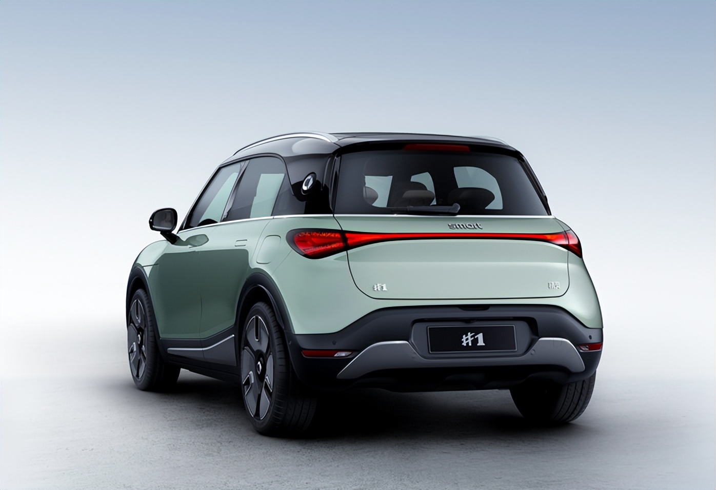 Designed by Mercedes-Benz and developed by Geely - iNEWS