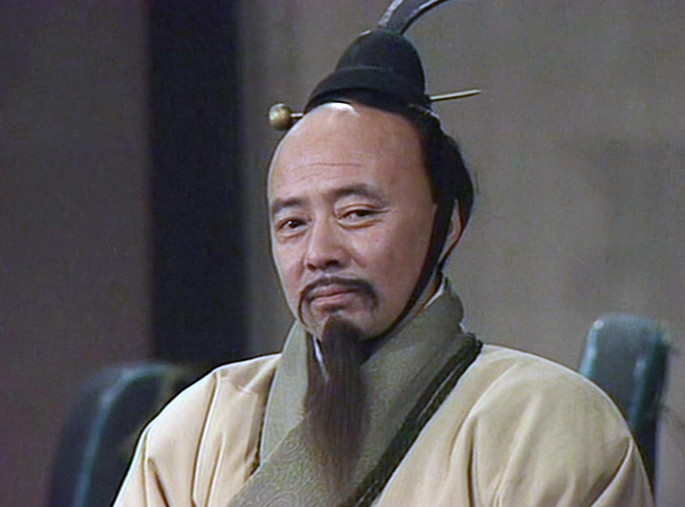 In 578 BC, the virtuous prime minister Yan Ying: implemented the policy ...